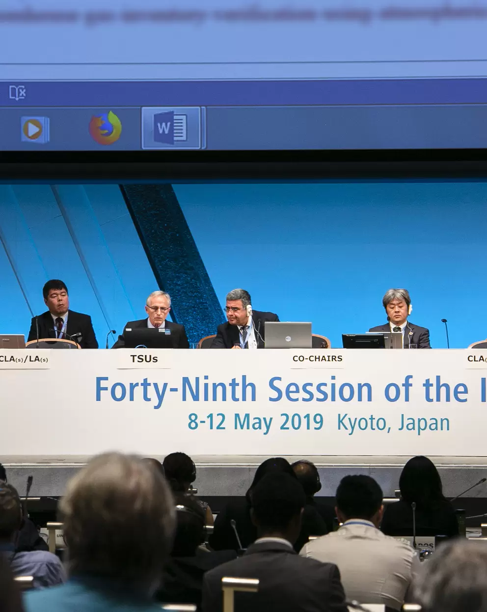 The Intergovernmental Panel on Climate Change reaches landmark decision ...